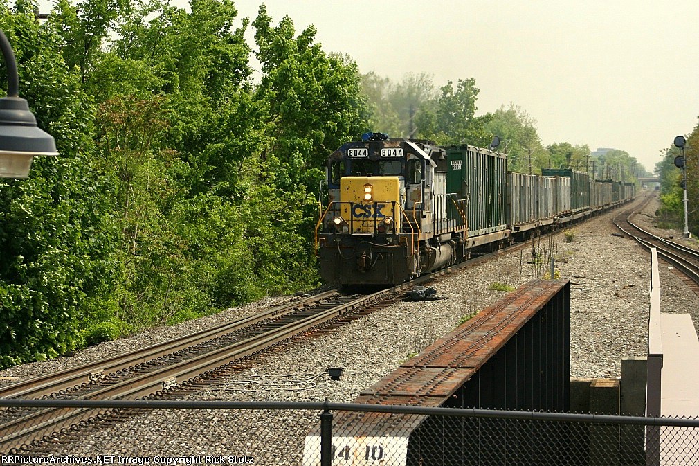CSX 8044